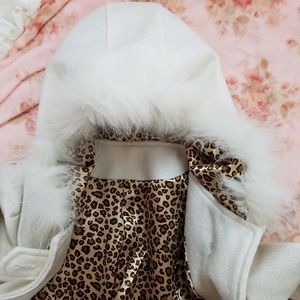 Jackets & Coats | Host Pick White Furtrimmed Coat | Poshmark